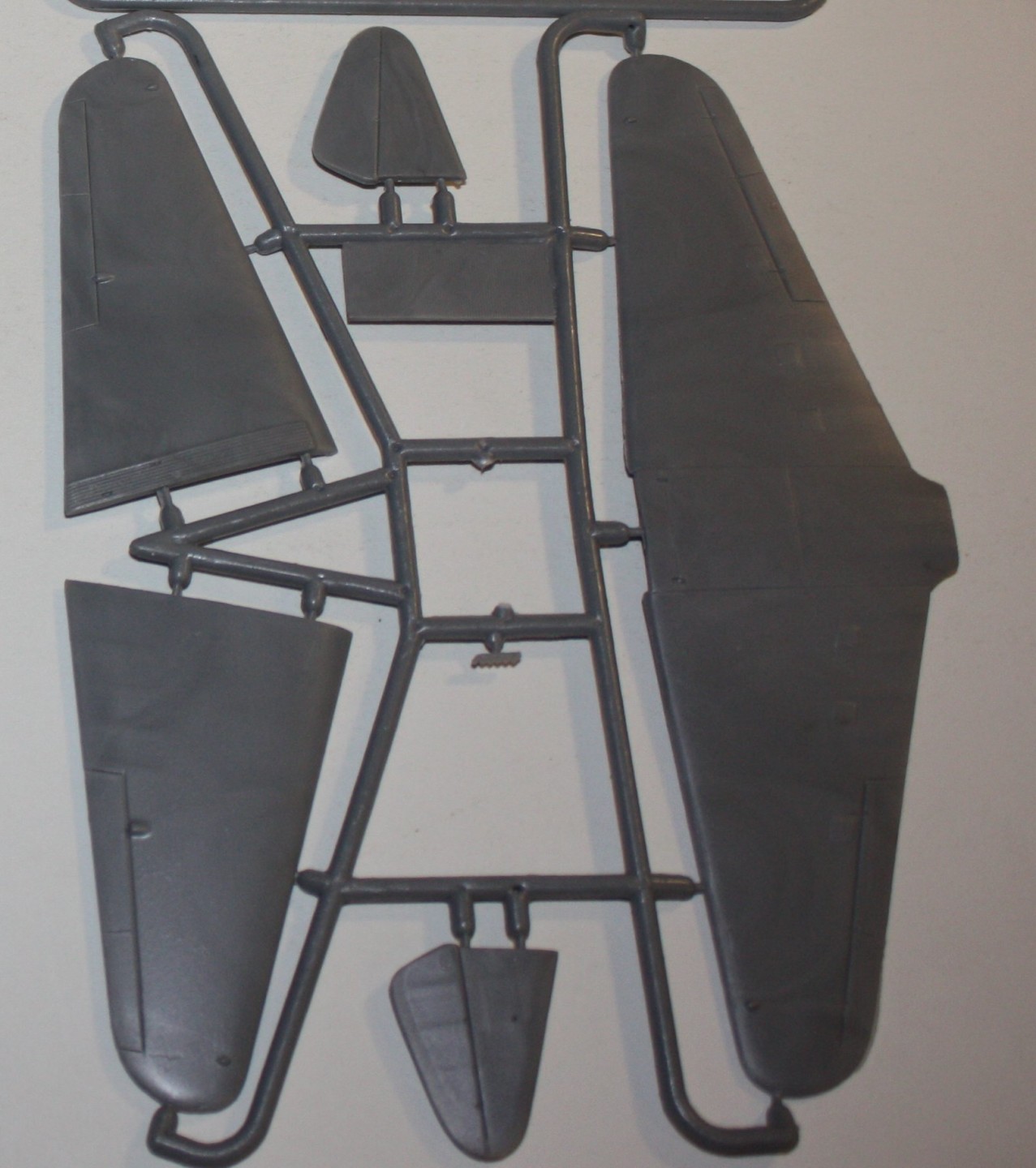 wing sprue | Hampton Roads Scale Modelers